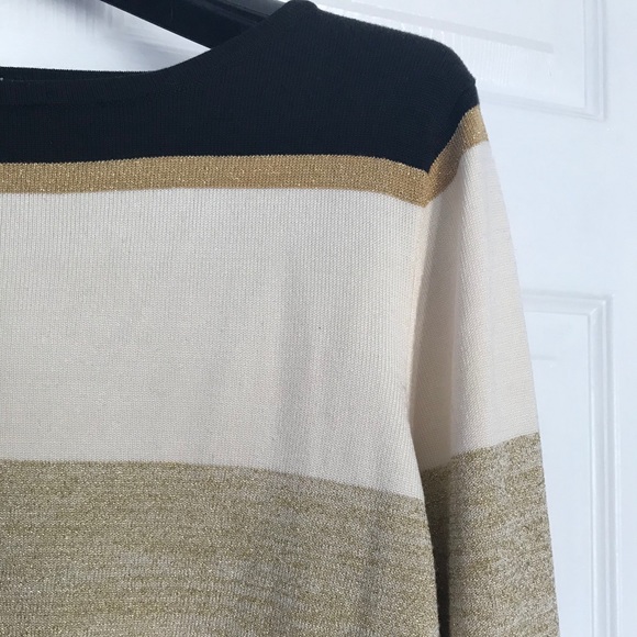 Liz Claiborne | Tops | Liz Claiborne Petite Gold Stripe Light Knit Top ...